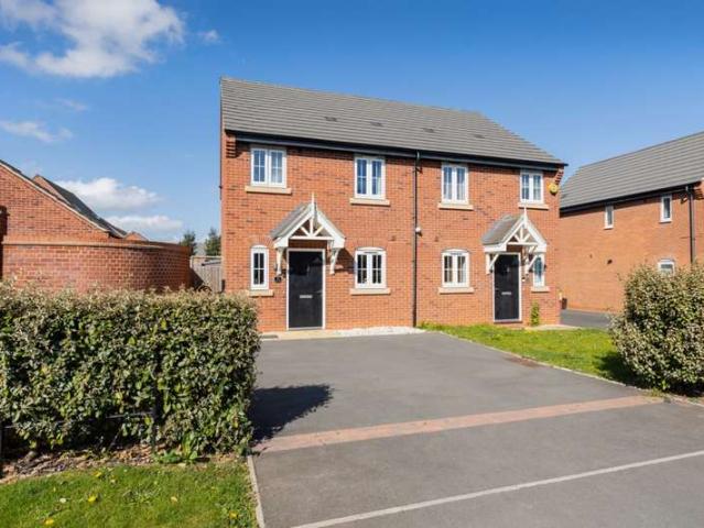 3 Bedroom Semi Detached House