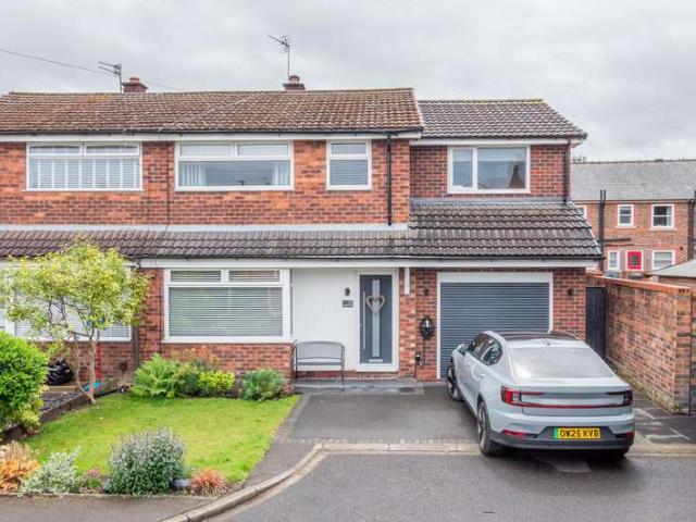 3 Bedroom Semi Detached House
