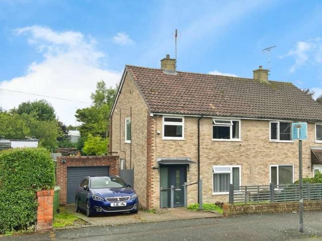 3 Bedroom Semi Detached House