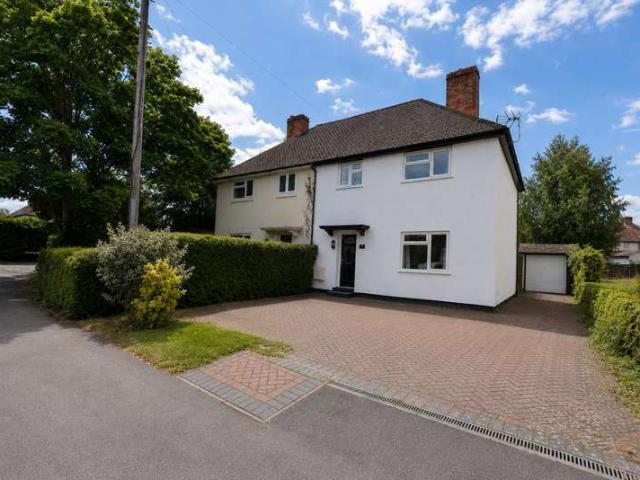 3 Bedroom Semi Detached House