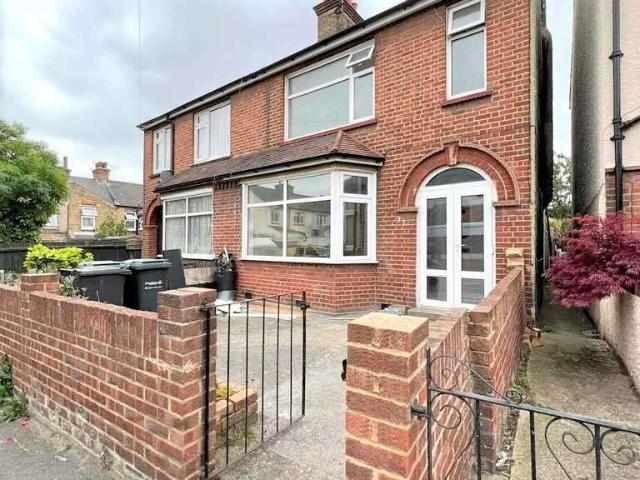 3 Bedroom Semi Detached House