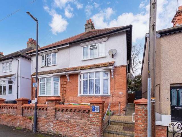 3 Bedroom Semi Detached House