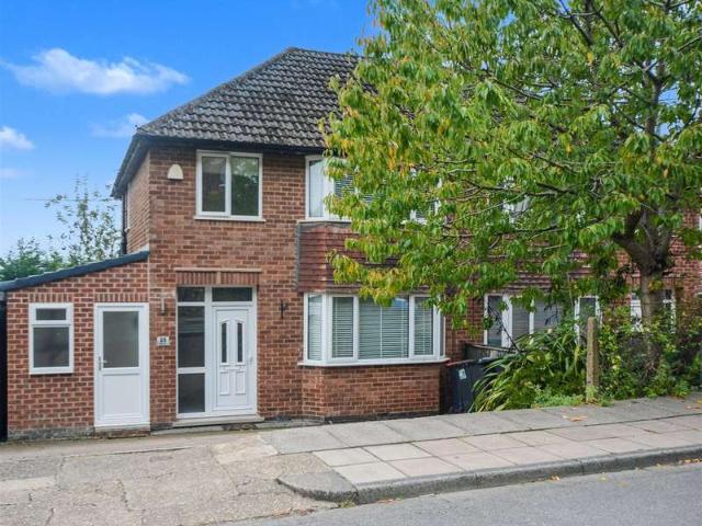3 Bedroom Semi Detached House