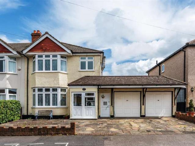3 Bedroom Semi Detached House