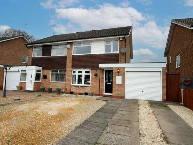 3 Bedroom Semi Detached House