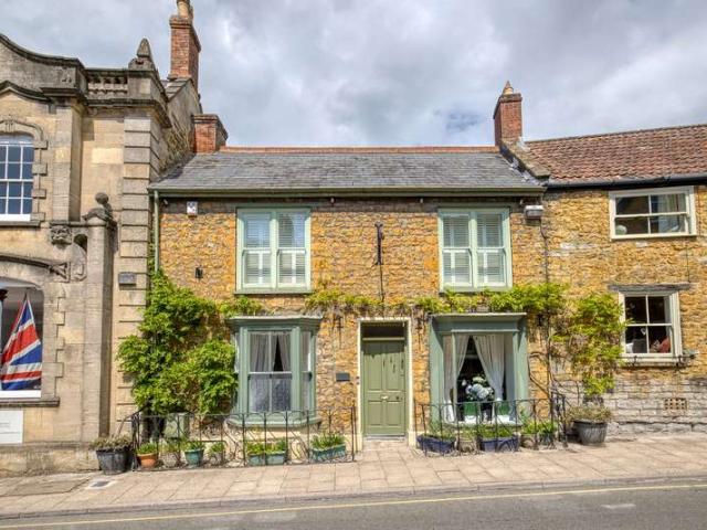 3 Bedroom Semi Detached House