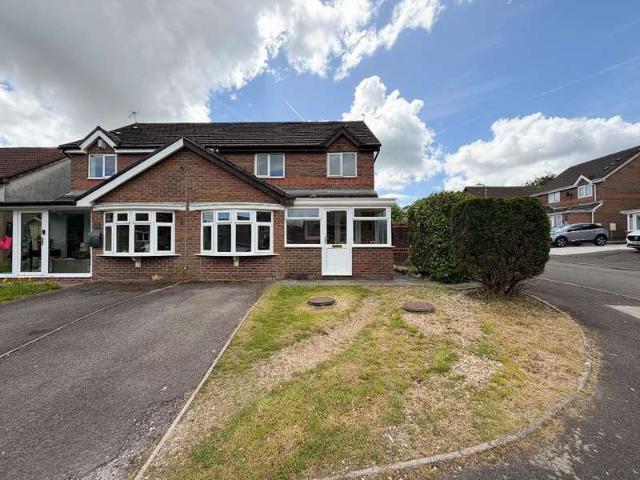 3 Bedroom Semi Detached House