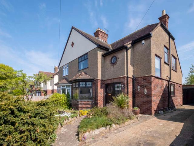 3 Bedroom Semi Detached House