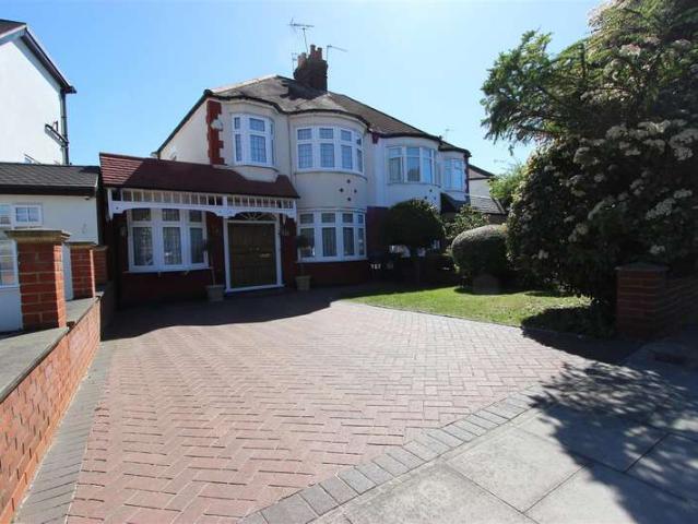 3 Bedroom Semi Detached House