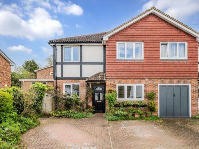 3 Bedroom Semi Detached House