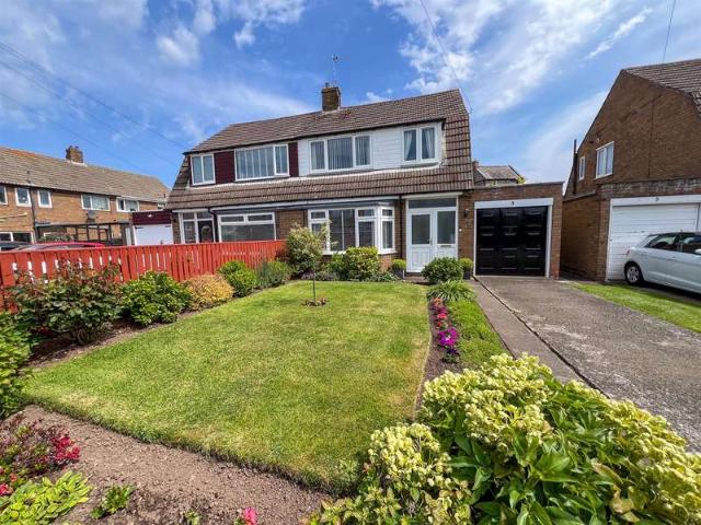 3 Bedroom Semi Detached House