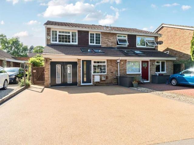 3 Bedroom Semi Detached House