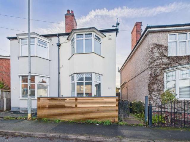 3 Bedroom Semi Detached House