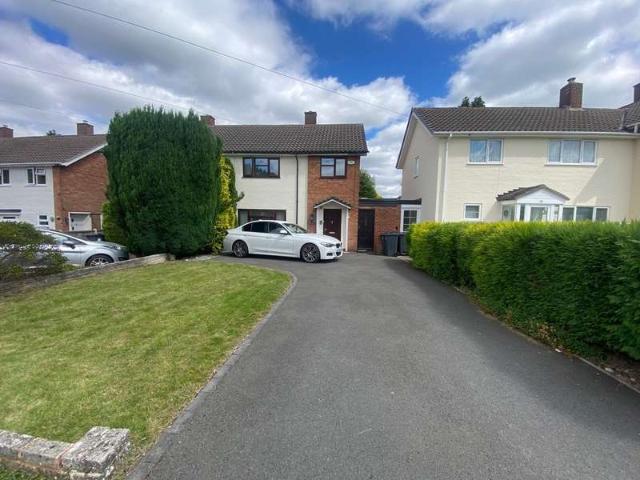 3 Bedroom Semi Detached House