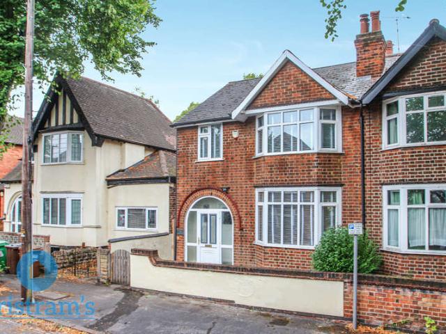 3 Bedroom Semi Detached House
