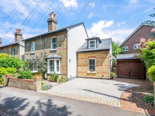 3 Bedroom Semi Detached House