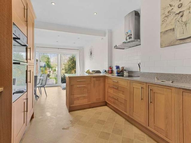 3 Bedroom Semi Detached House