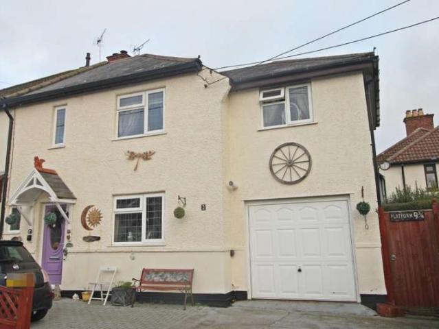 3 Bedroom Semi Detached House