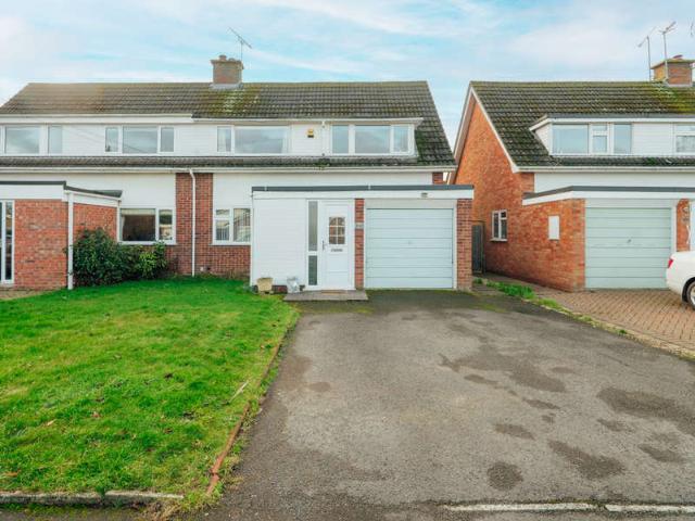 3 Bedroom Semi Detached House