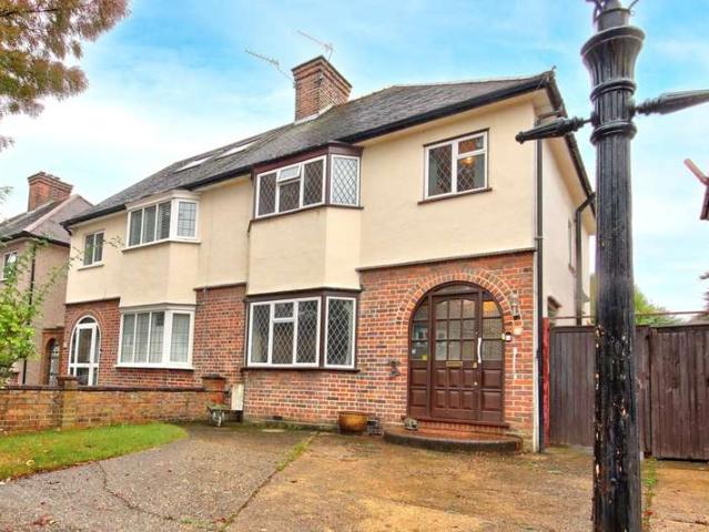 3 Bedroom Semi Detached House