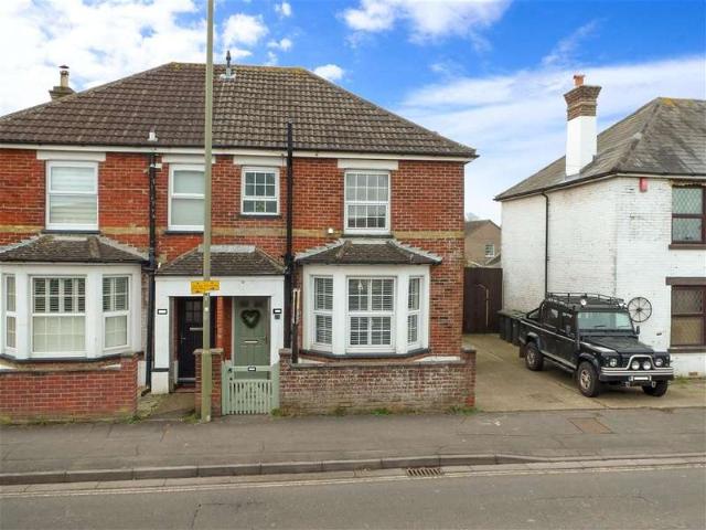 4 Bedroom Semi Detached House