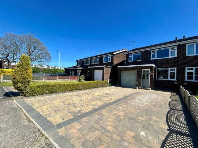 3 Bedroom Semi Detached House