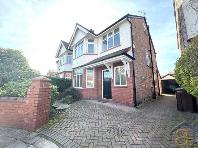3 Bedroom Semi Detached House