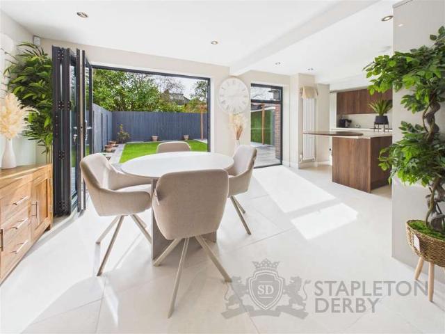 3 Bedroom Semi Detached House
