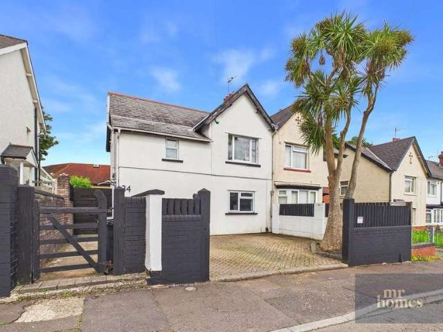 3 Bedroom Semi Detached House
