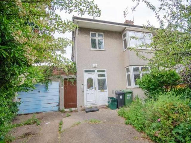 3 Bedroom Semi Detached House