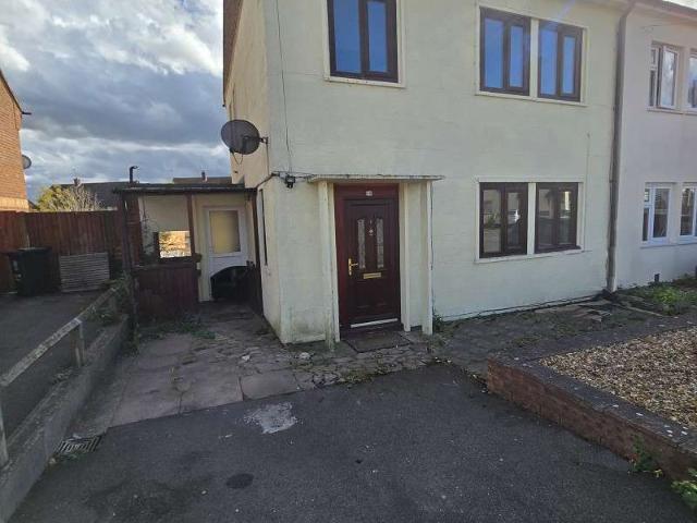 3 Bedroom Semi Detached House
