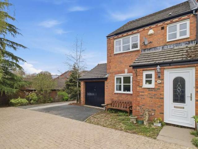 3 Bedroom Semi Detached House