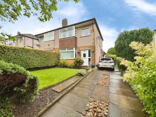 3 Bedroom Semi Detached House