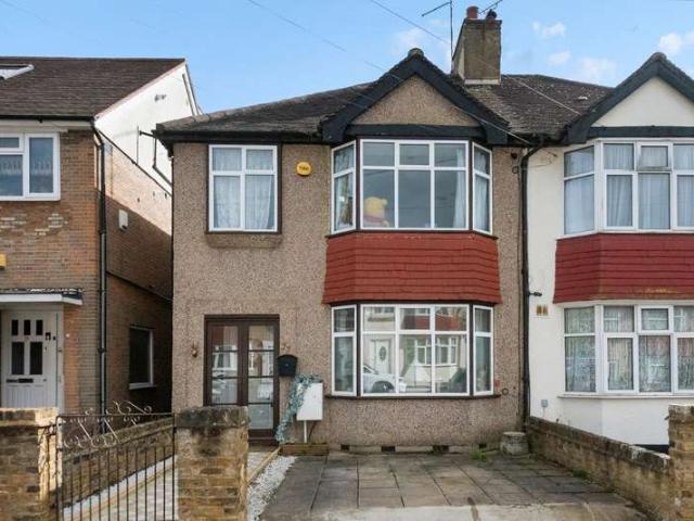 3 Bedroom Semi Detached House