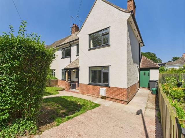 3 Bedroom Semi Detached House