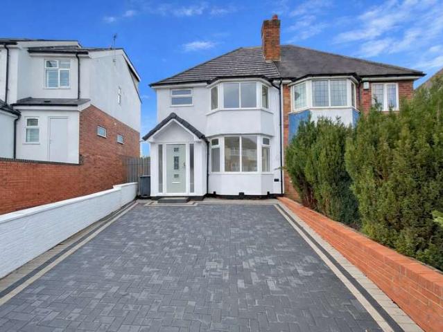3 Bedroom Semi Detached House