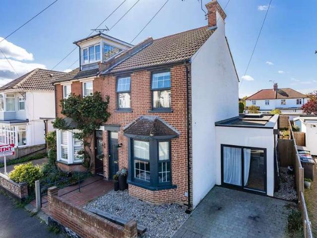 3 Bedroom Semi Detached House