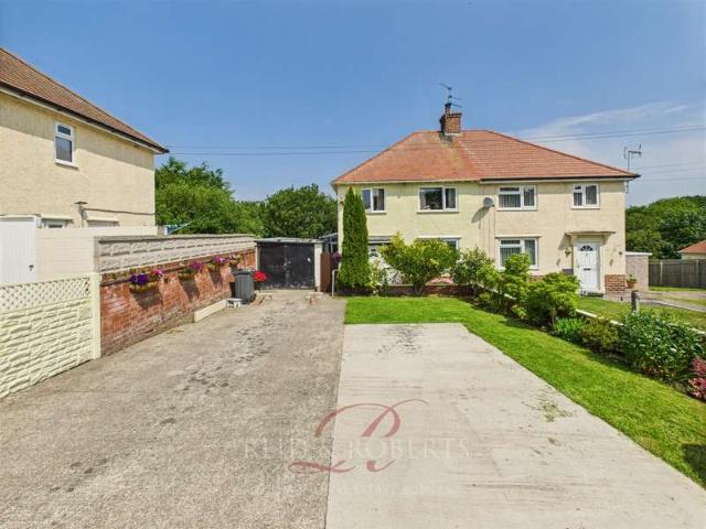 3 Bedroom Semi Detached House