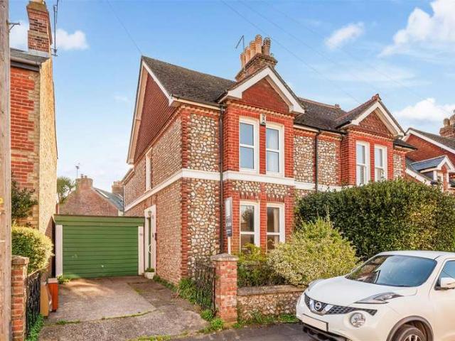 3 Bedroom Semi Detached House