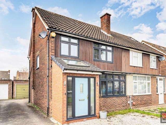 3 Bedroom Semi Detached House