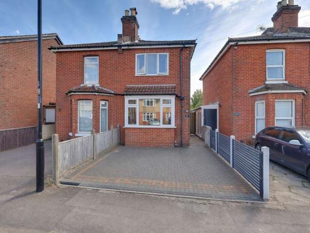 3 Bedroom Semi Detached House