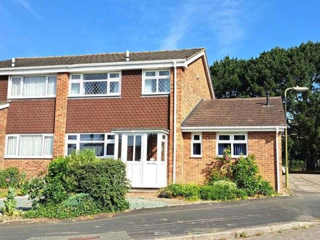 3 Bedroom Semi Detached House