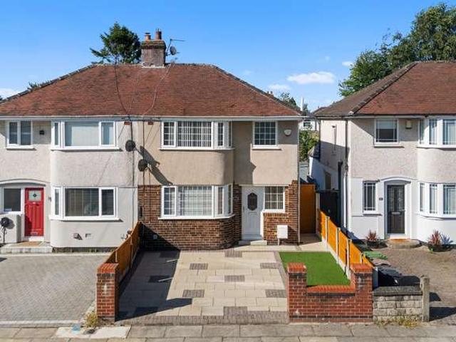 3 Bedroom Semi Detached House