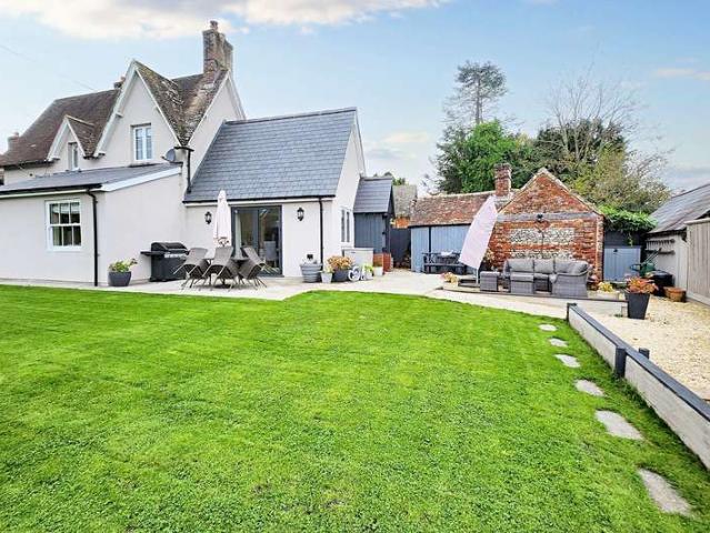 3 Bedroom Semi Detached House