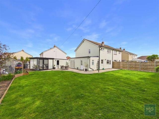 3 Bedroom Semi Detached House