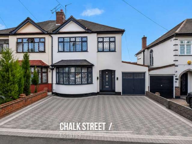 3 Bedroom Semi Detached House