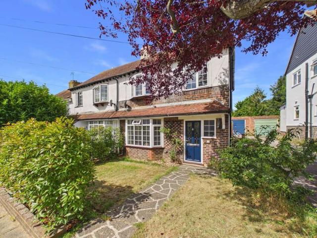 3 Bedroom Semi Detached House