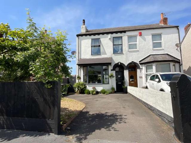 3 Bedroom Semi Detached House