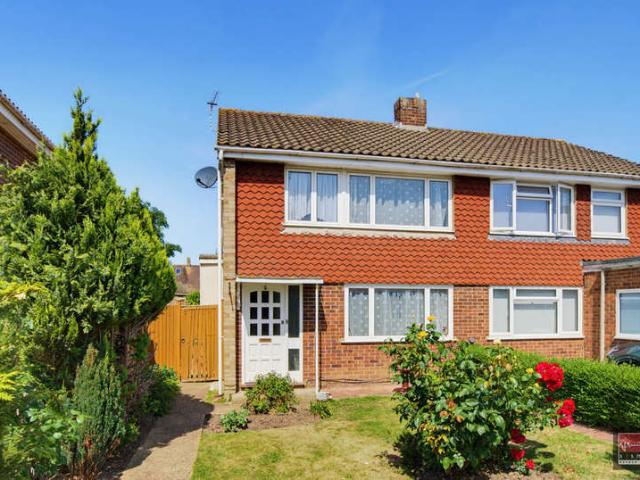 3 Bedroom Semi Detached House