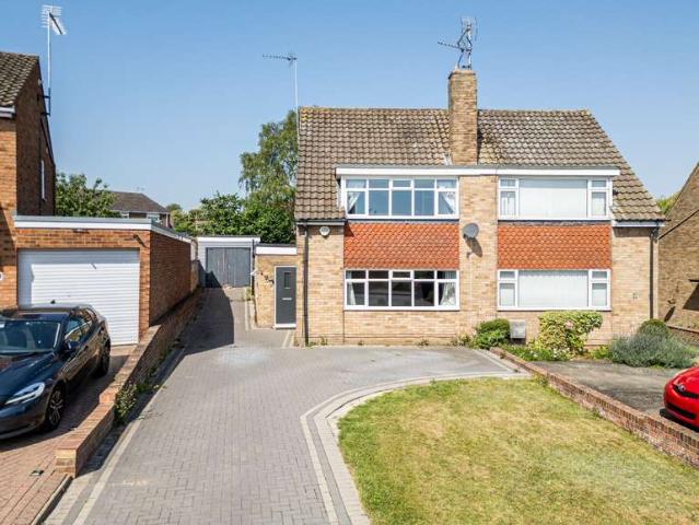 3 Bedroom Semi Detached House